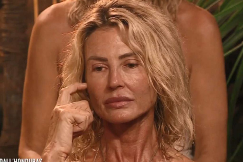 Nathaly Caldonazzo, com'era anni fa: spunta la foto con Massimo Troisi ...