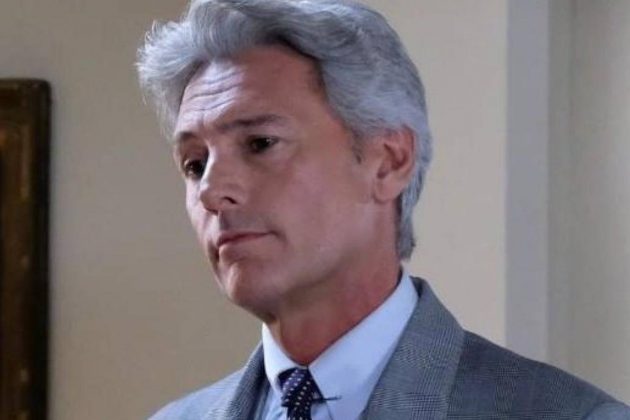 Roberto Farnesi, chi è la compagna: differenza d'età (notevole), foto ...